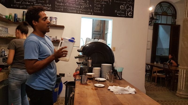 Havana’s “El Café”: Delicious and Something for Everyone - Havana Times