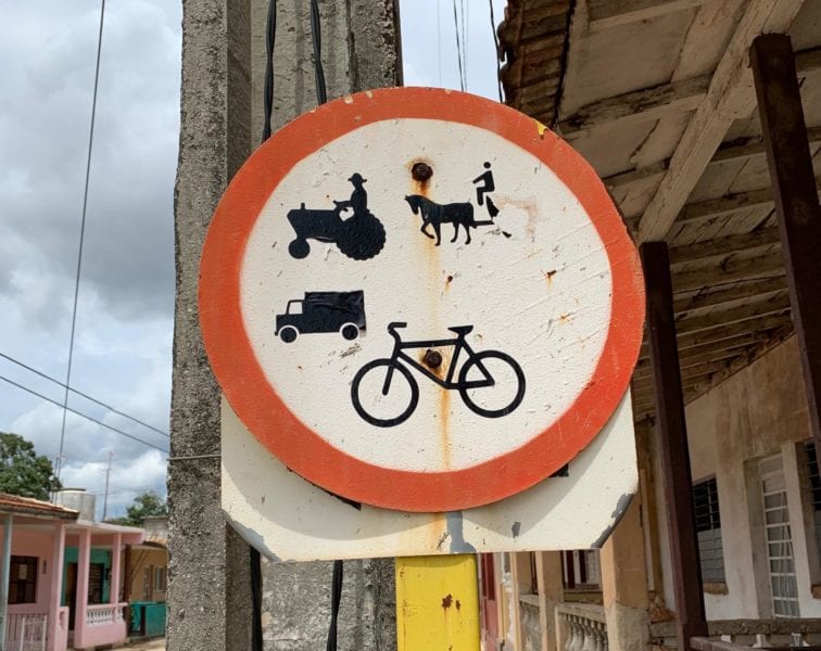 Traffic Sign, Artemisa, Cuba - Foto of the Day - Havana Times
