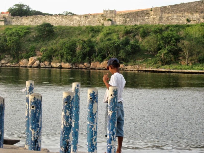 Fishing in Havana, Cuba - Photo of the Day - Havana Times