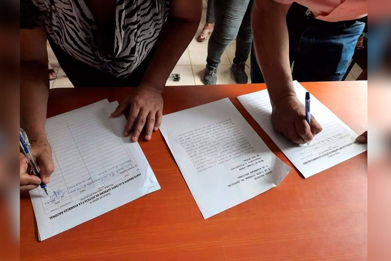 Murillo Orders Signature Campaign for Life Imprisonment - Havana Times