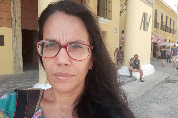 Cuban journalist barred from leaving home - Havana Times
