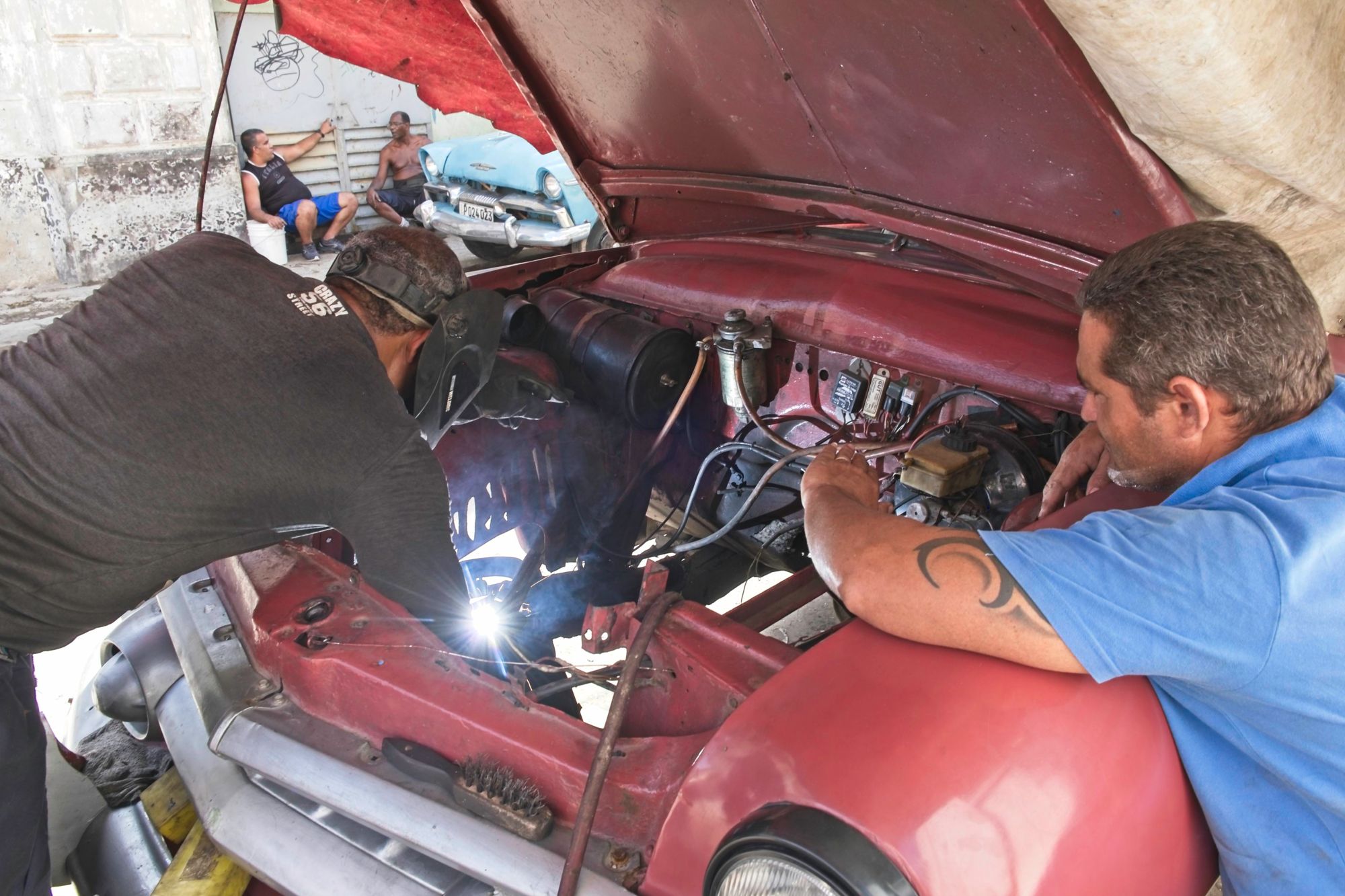 Mechanics, Cuba - Photo of the Day - Havana Times