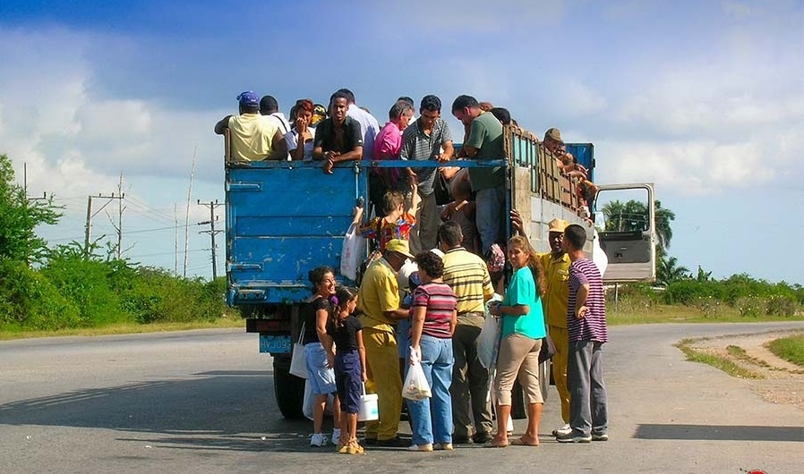 Save Yourself If You Can - Havana Times