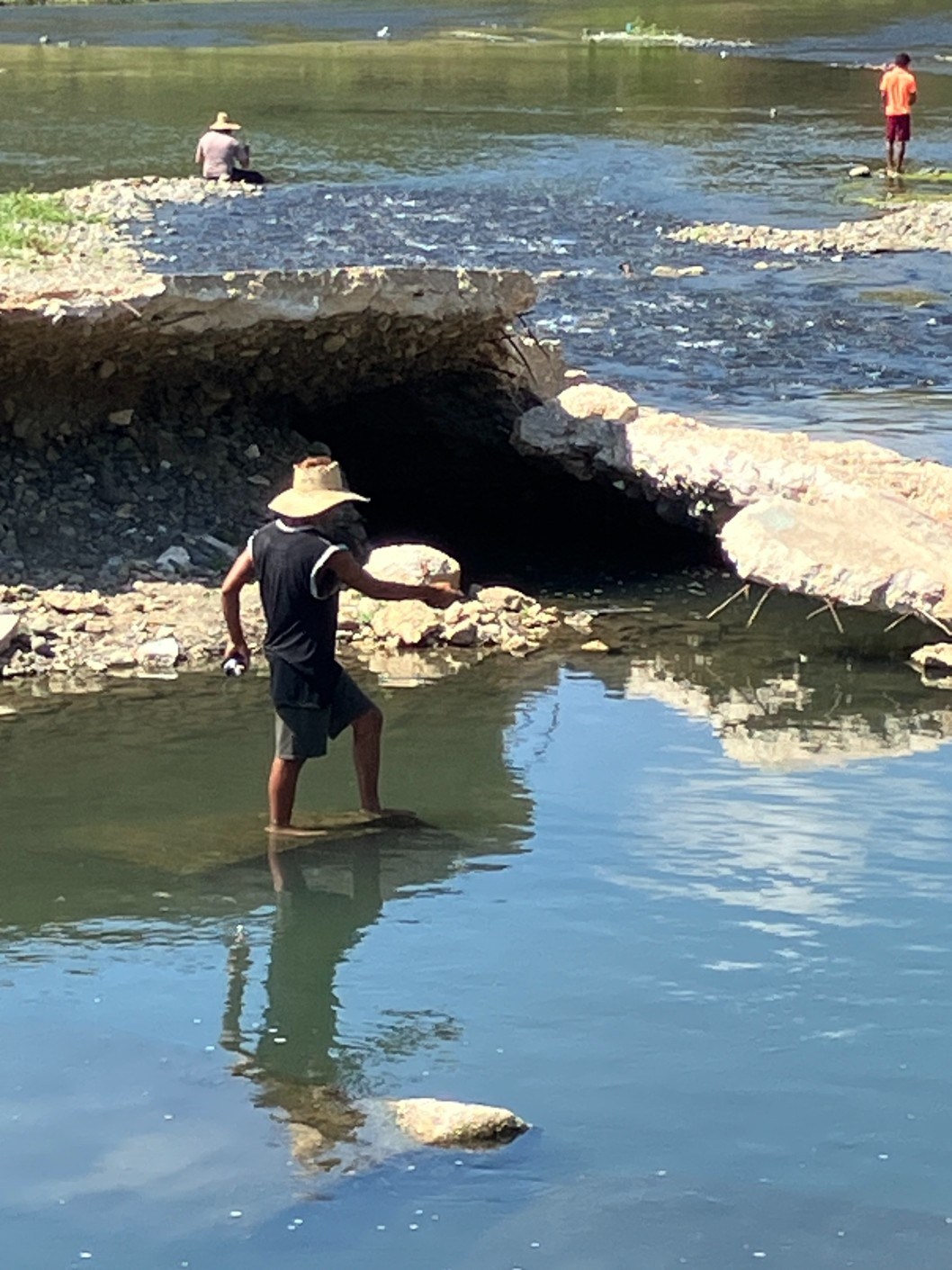 A Sunny Saturday by the Rio Bayamo, Cuba - Photo of the Day - Havana Times