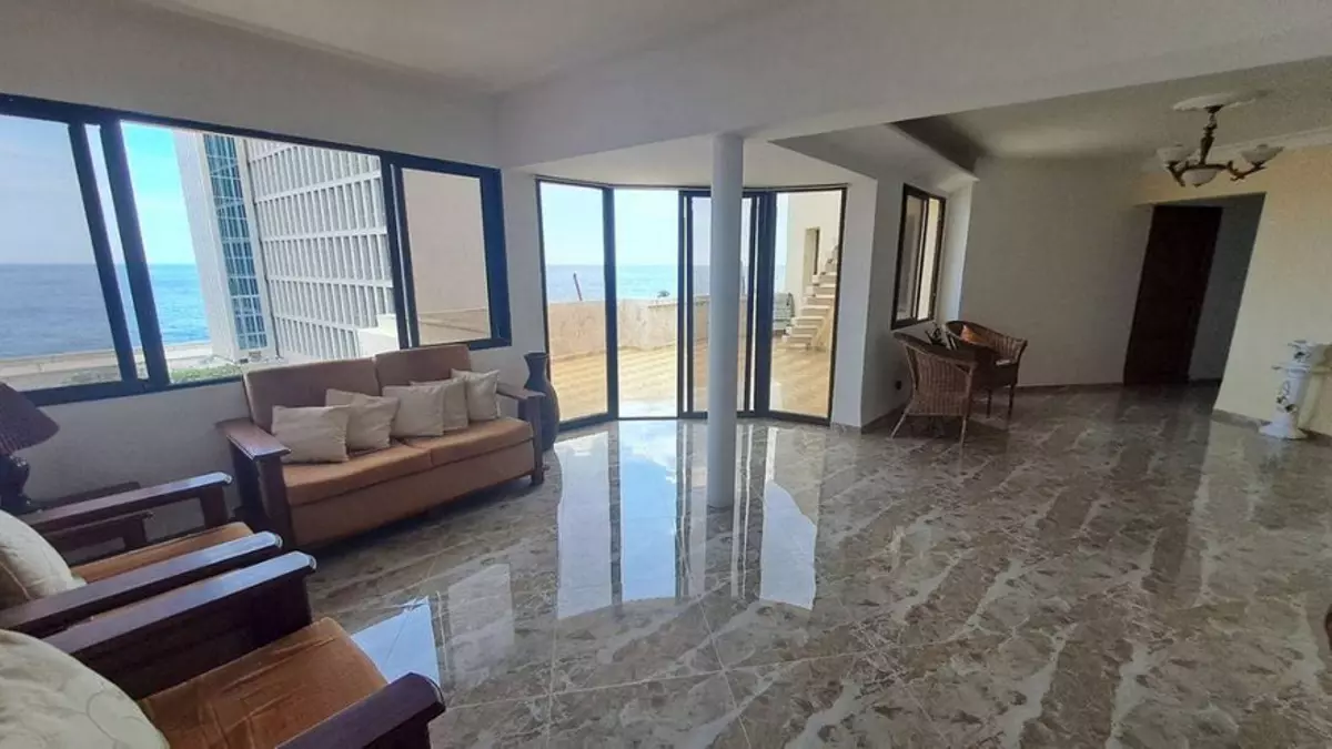 The Rich are Fleeing Cuba Too - Havana Times