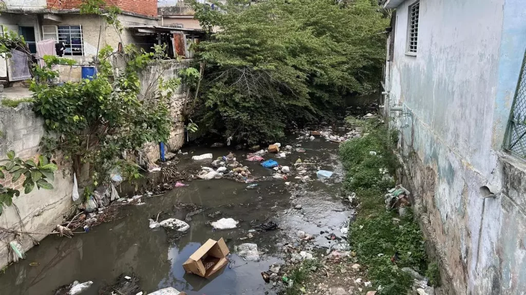 Cuba: Garbage Has Destroyed Guanabacoa's Waters and Springs - Havana Times